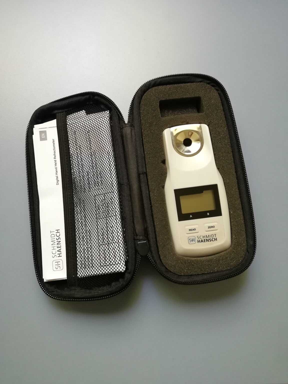 Handheld Refractometer - SCHMIDT + HAENSCH